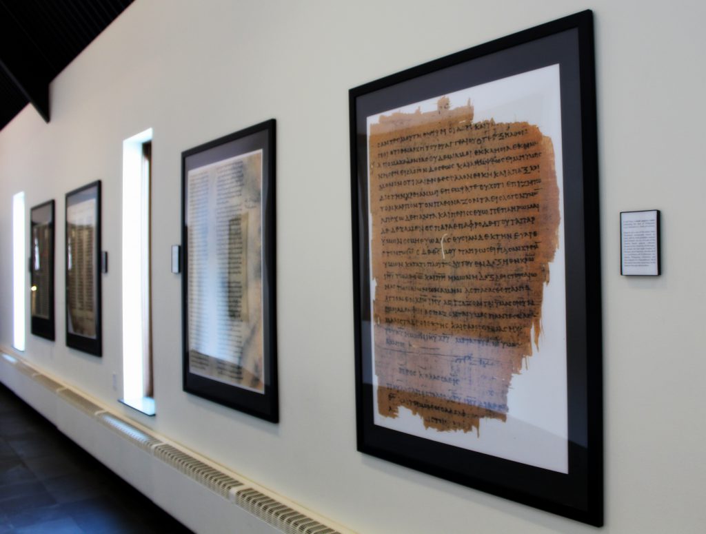 WLS.Hallway.Library | Wisconsin Lutheran Seminary